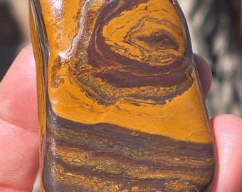 B68 MAGNETIC Genesis Stone Wyoming BIF Banded Ironstone Iron Hematite ...