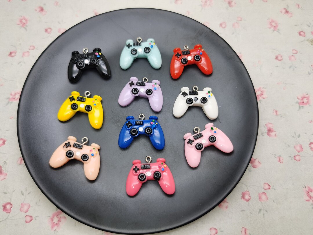 6/20 Pieces Plastic Xbox Game Controller Pendant Charm , Resin Handmade ...