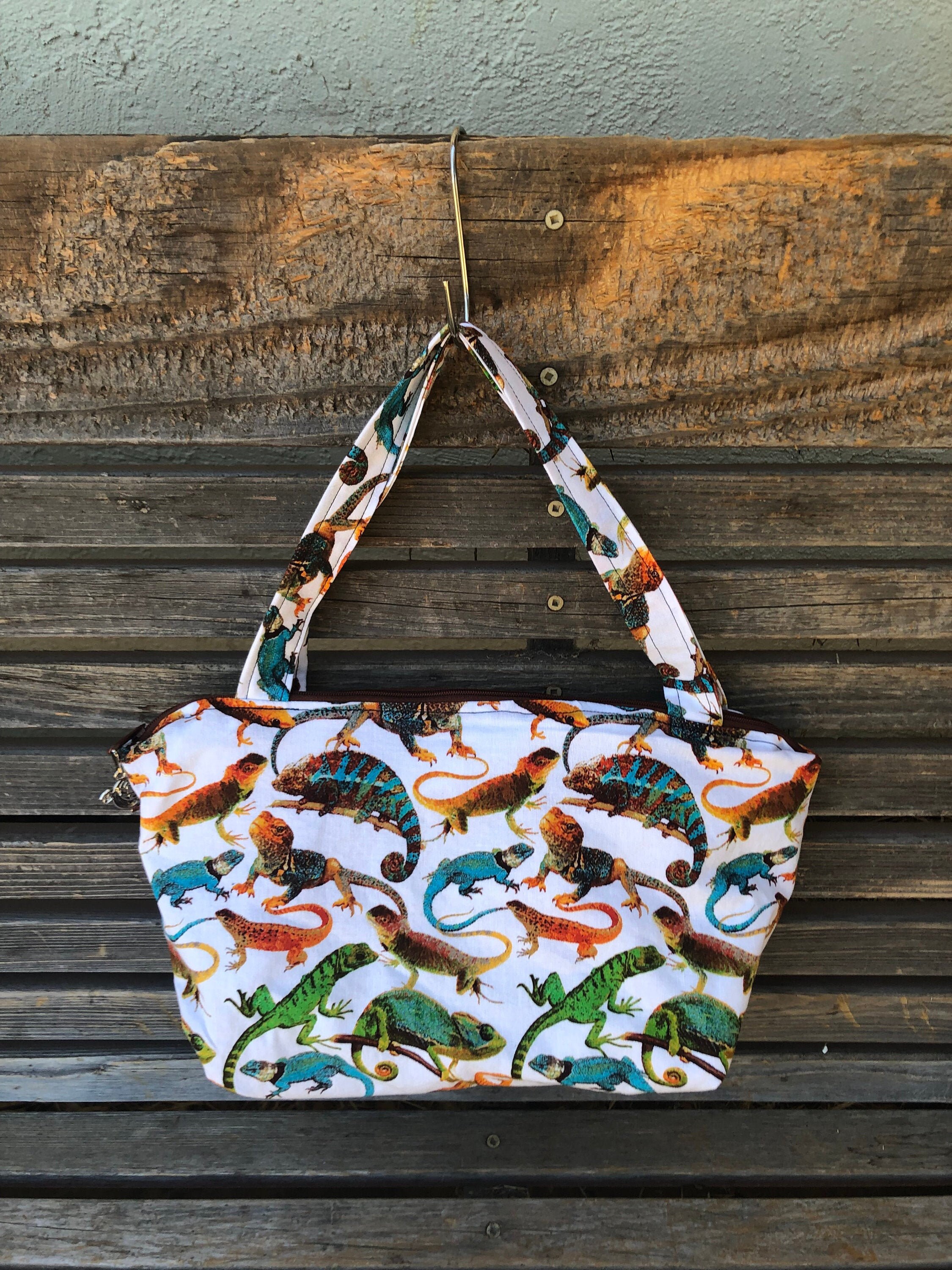 Gecko Lizard reptile fabric, vinyl lined bag, perfect for snack or ...