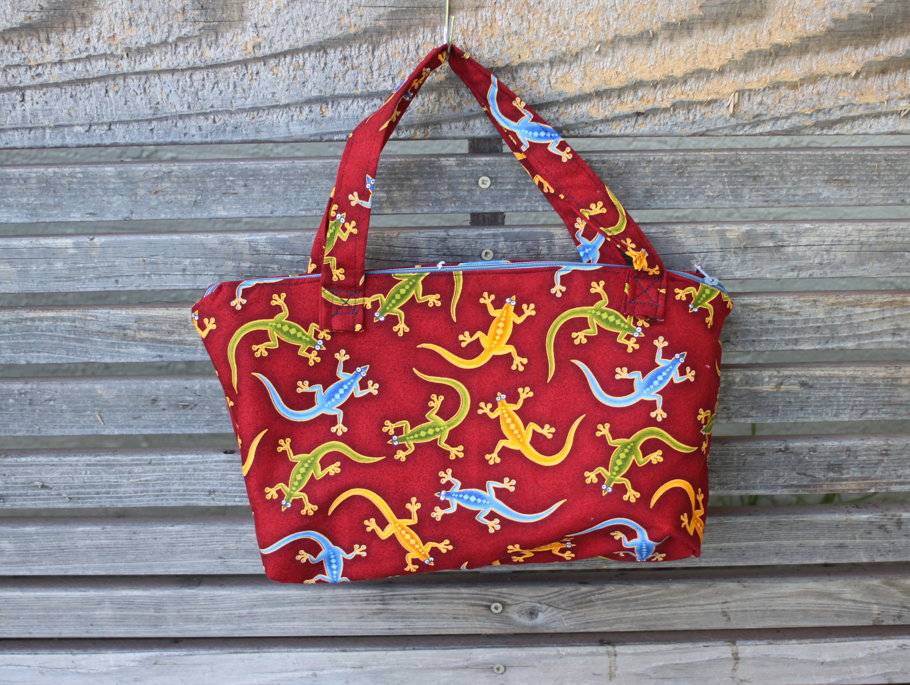 Gecko Lizard reptile fabric, vinyl lined bag, perfect for snack or ...