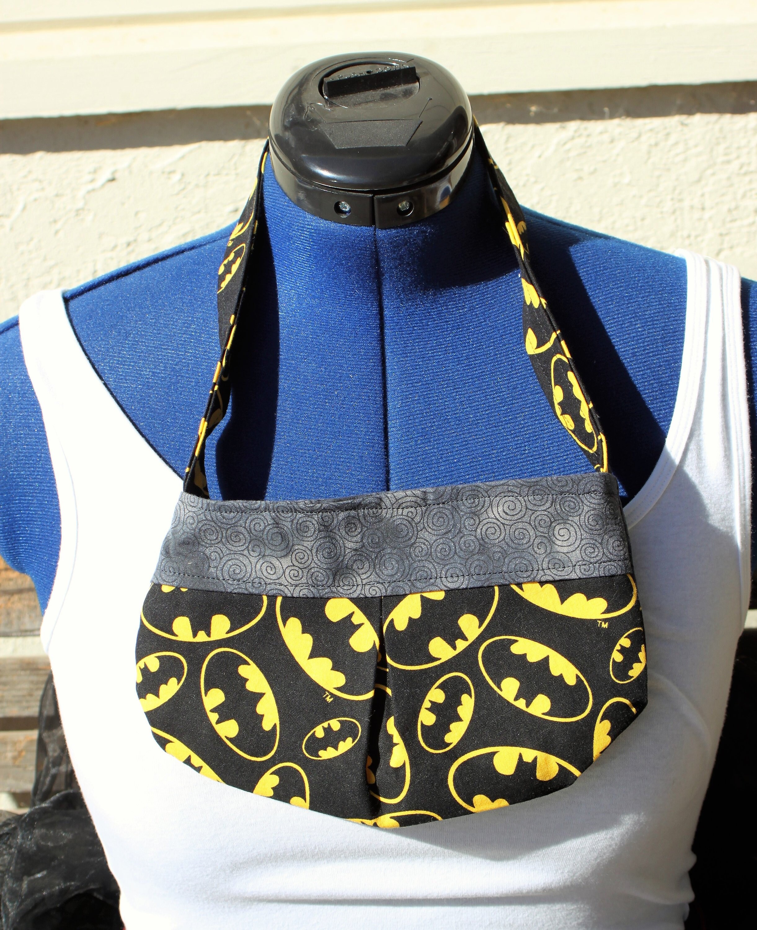 Batman, Caped Crusader small bag, child sized or small purse. Lined in ...