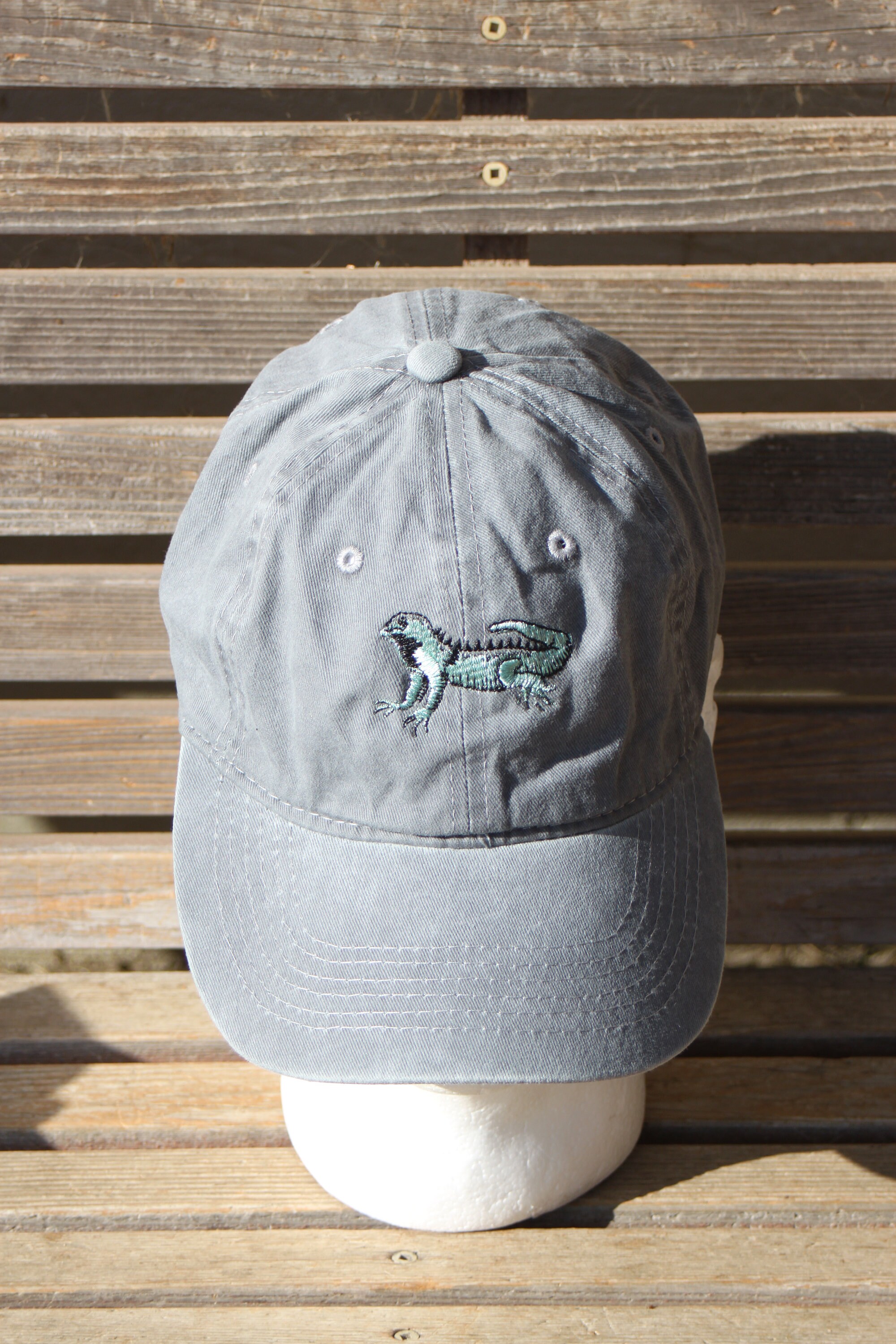 Lizard Gecko Reptile Embroidered on a Baseball Hat Cap, Adjustable hat ...