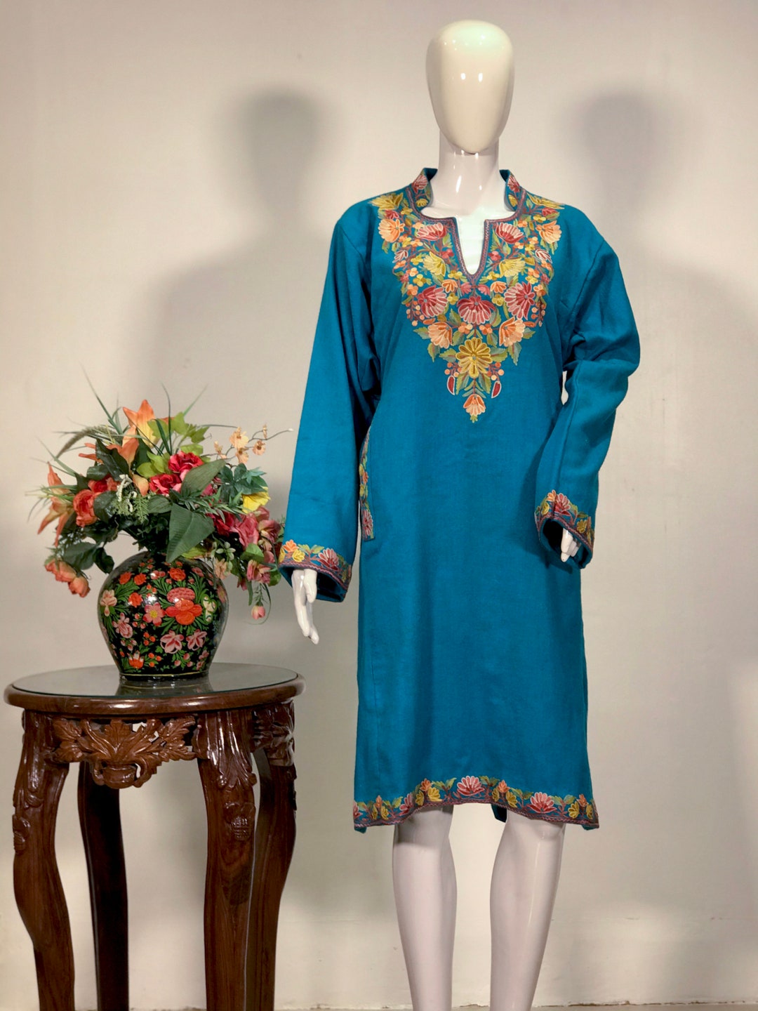 Woollen Phiran With Aari Embroidery & Half Band Collar, Kashmiri ...
