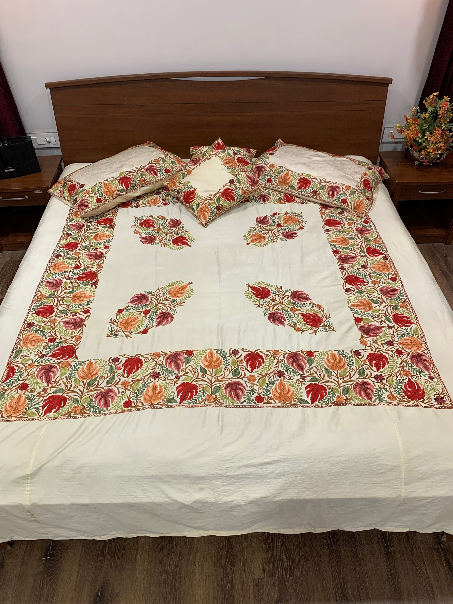 Raw Silk Bed Cover With Chinar Pattern Aari Embroidery - Etsy