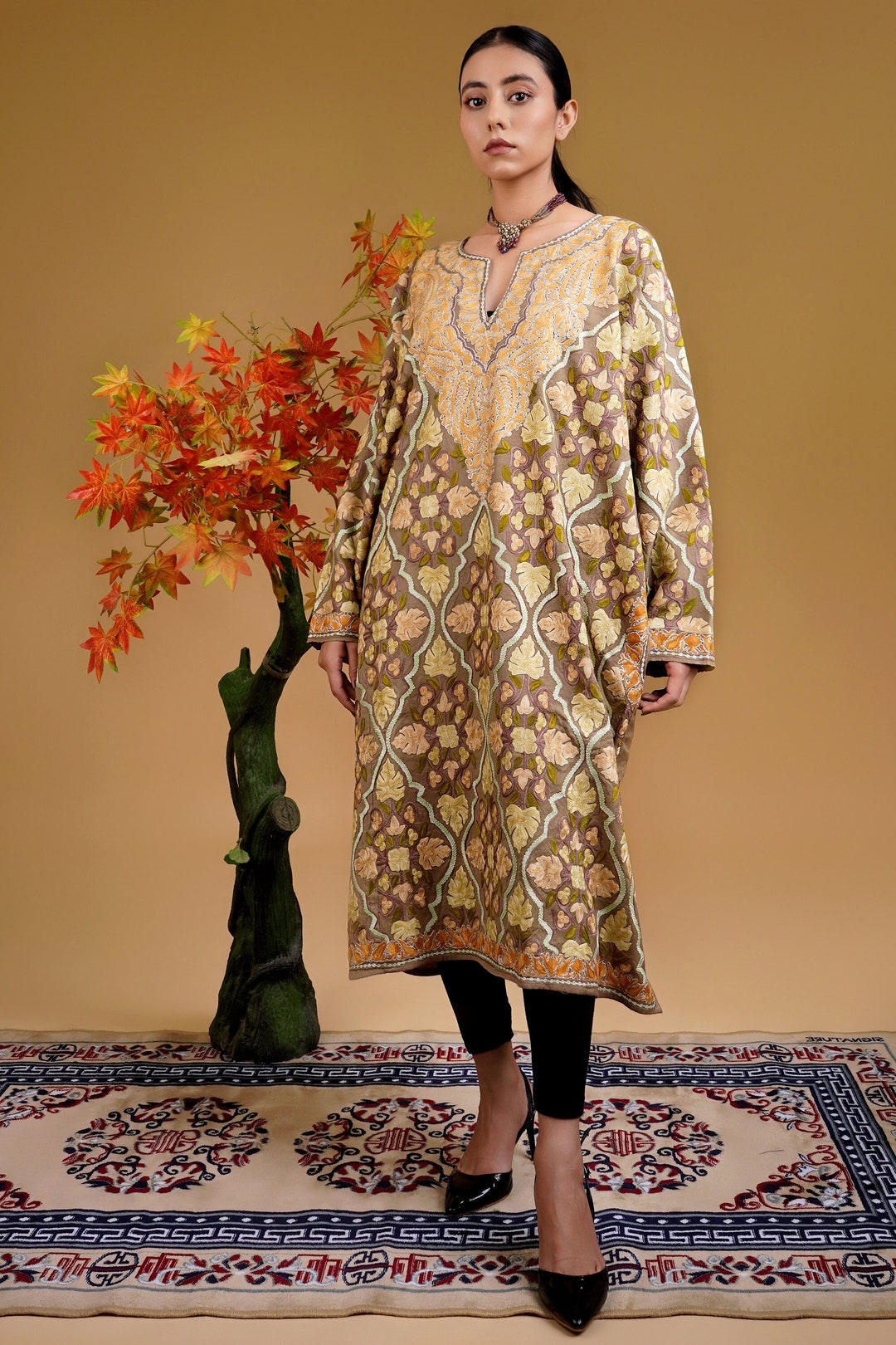 Woollen Kashmiri Phiran With Aari and Tilla Jaal Embroidery, Indian ...