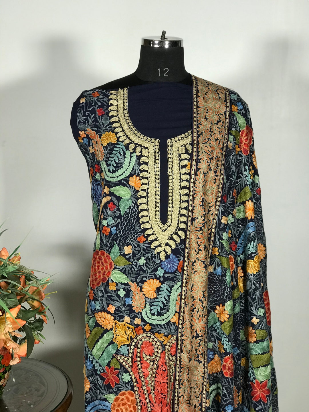 Kashmiri Suit, Indian Wedding Suits, Designer Salwar Suits, Kashmiri ...