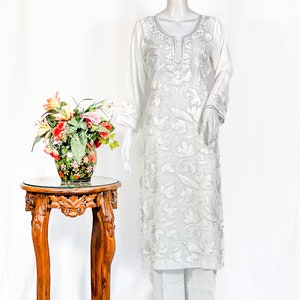 Chinaar Pattern Zari & Self Aari Fusion Embroidery Kashmir Women Suit ...