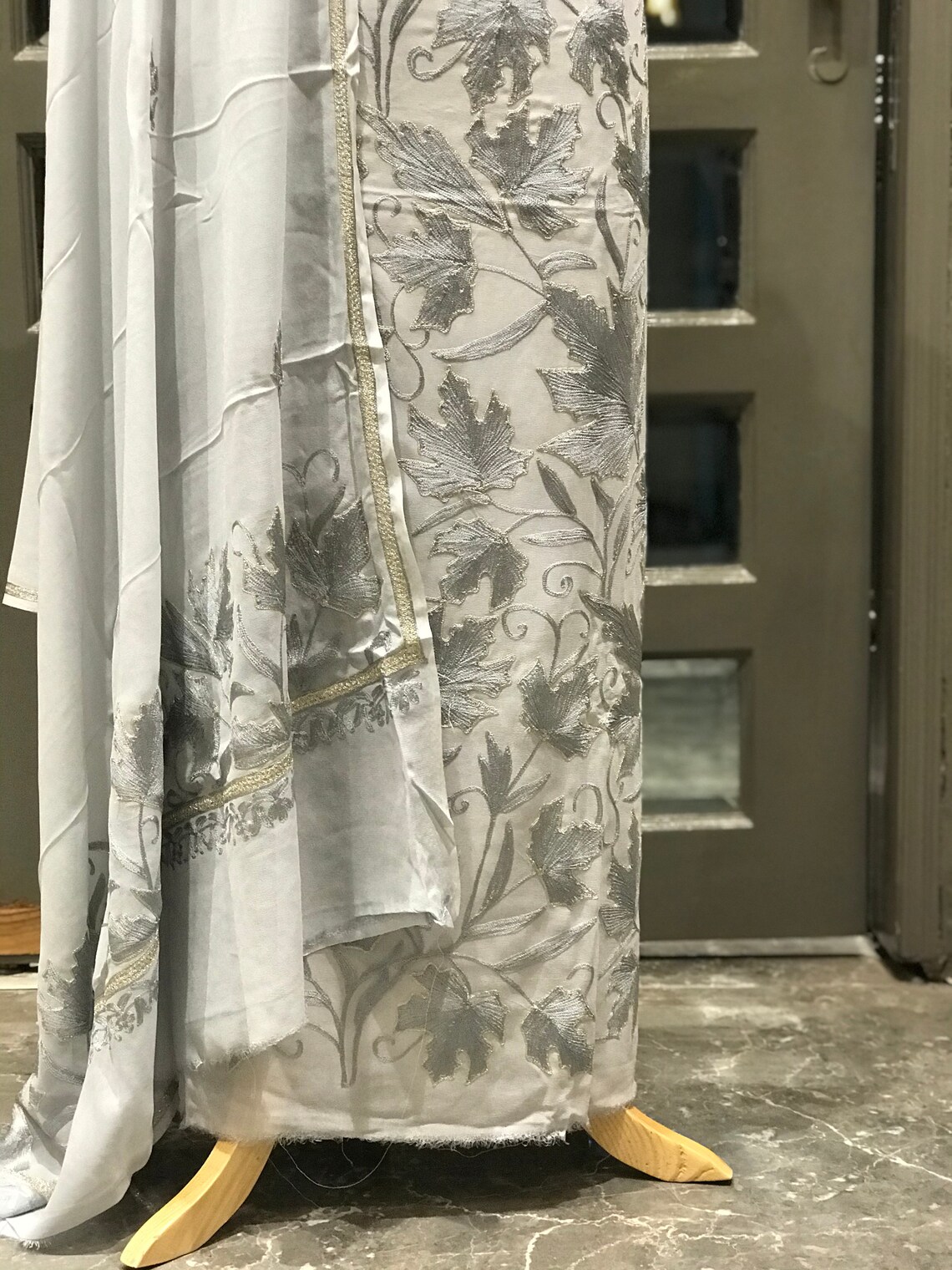 Chinar Leaf Pattern Zari & Aari Fusion Embroidery Kashmir | Etsy