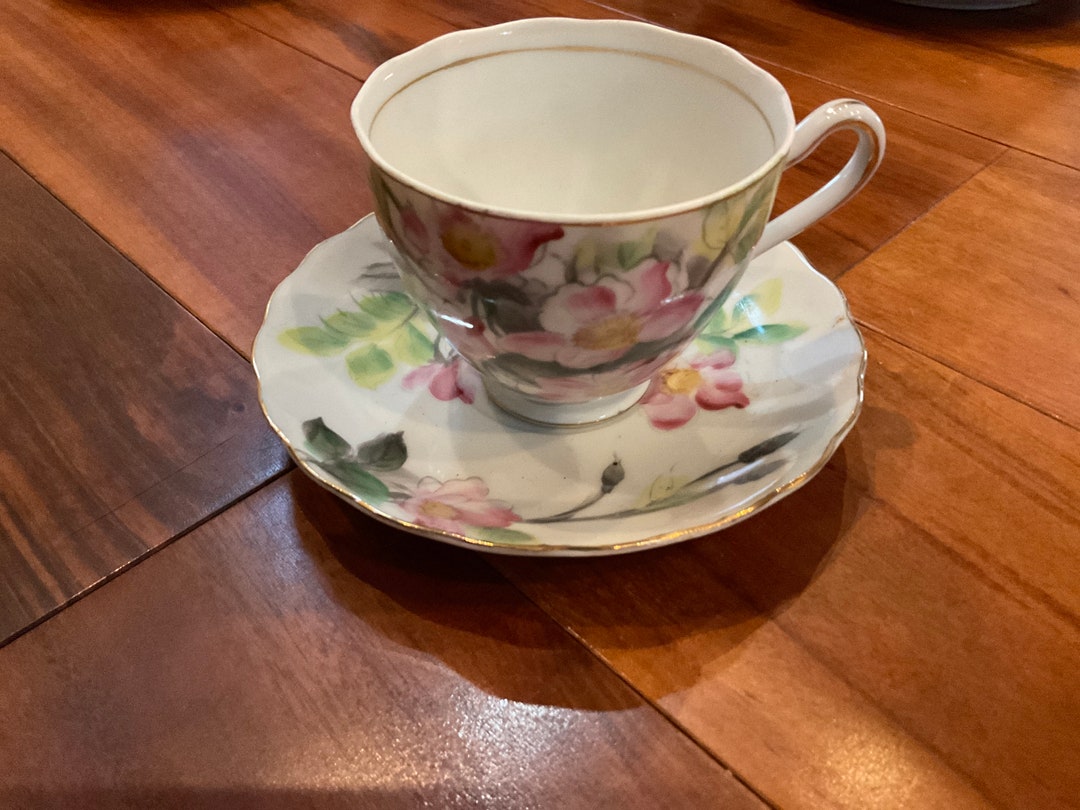 KASUGA WARE Teacup & Saucer - Etsy