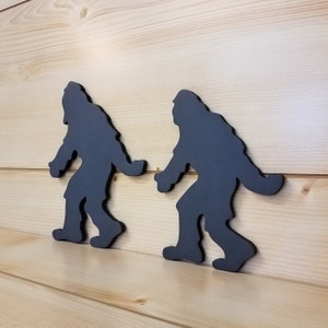 Bigfoot Couple - Sasquatch Couple - Bigfoot Wall Art - Sasquatch Wall ...