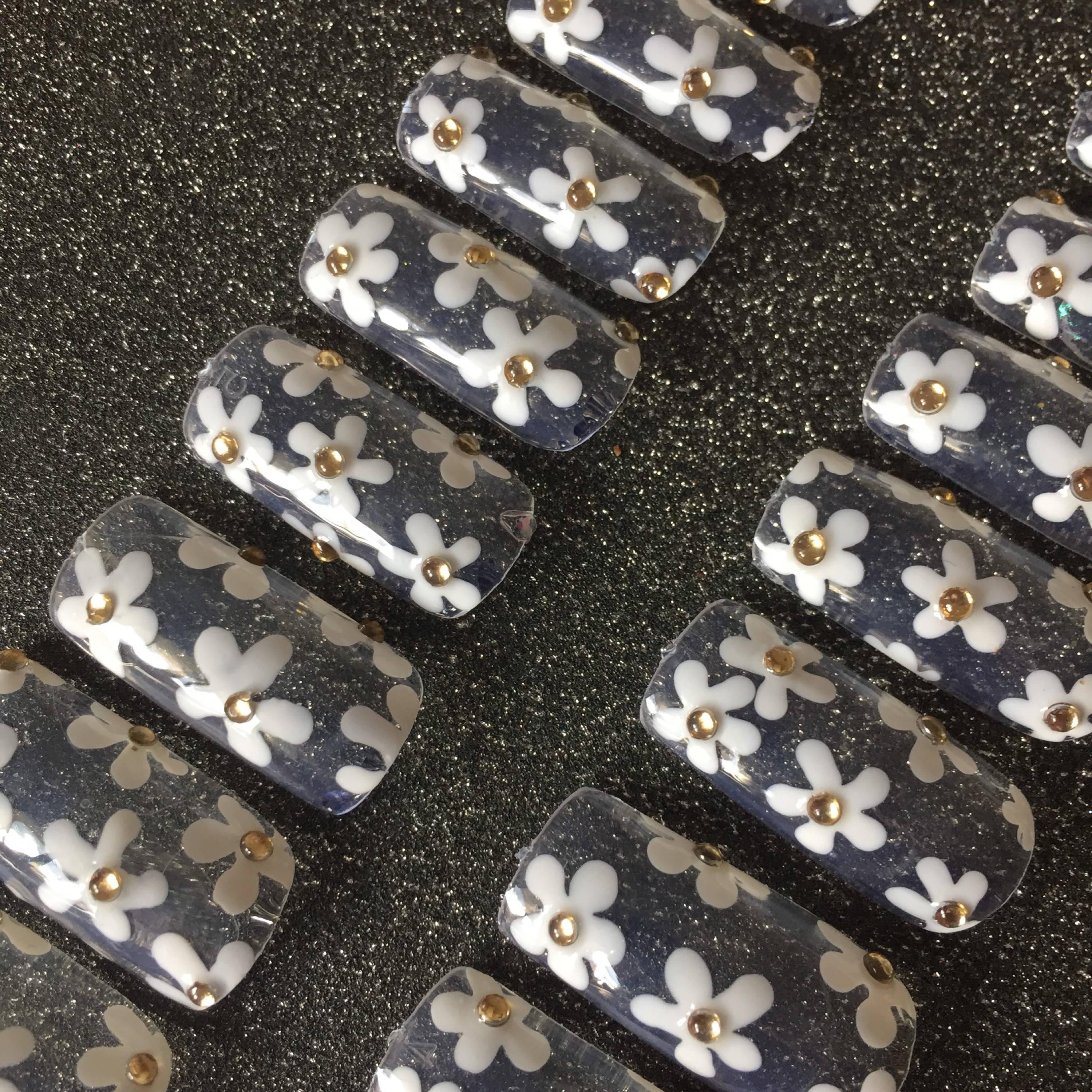 Hand Painted Flower False Nails. - Etsy