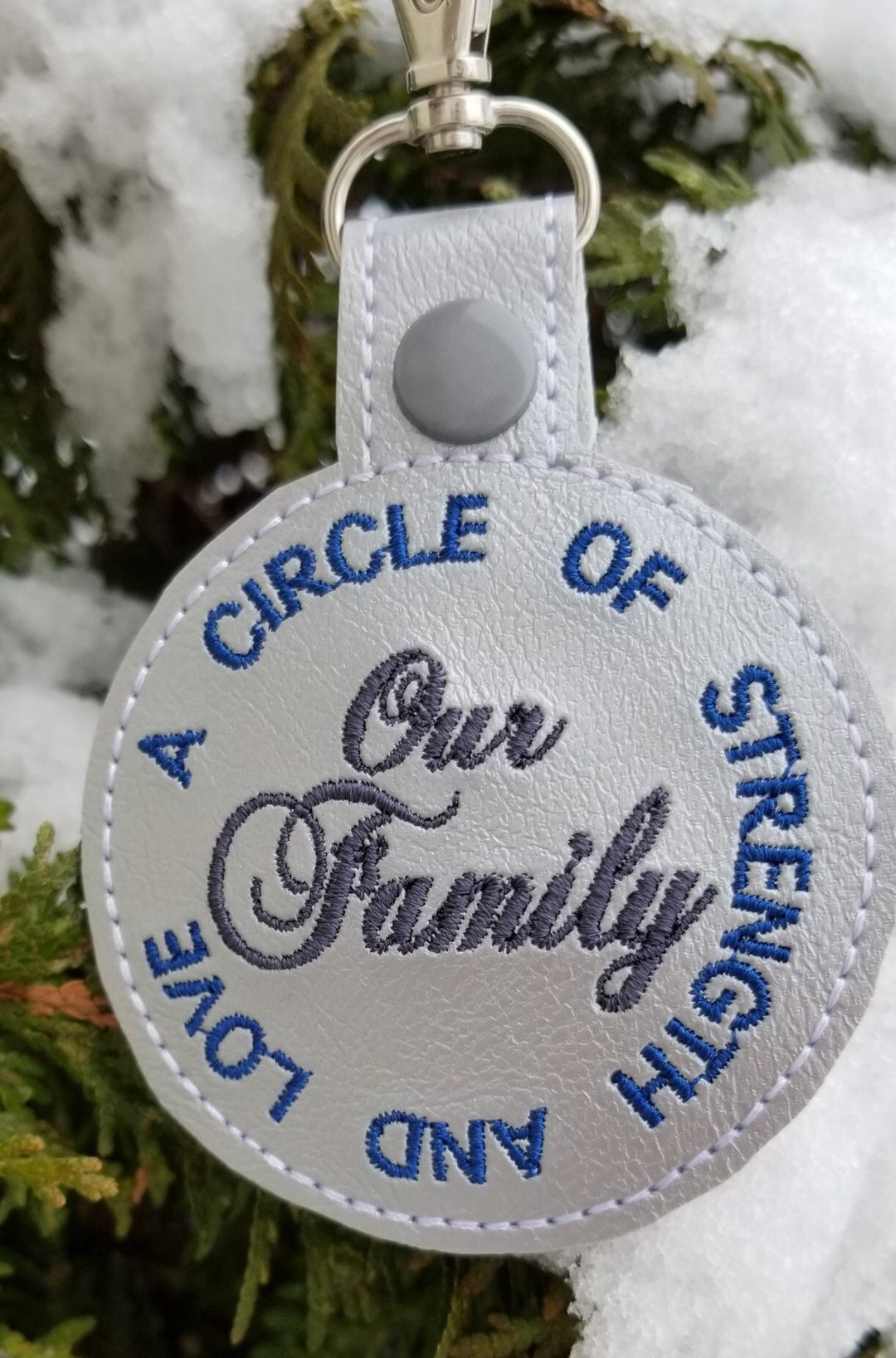 ITH Snap Tab Embroidery Pattern. Our Family, a Circle of Strength and ...