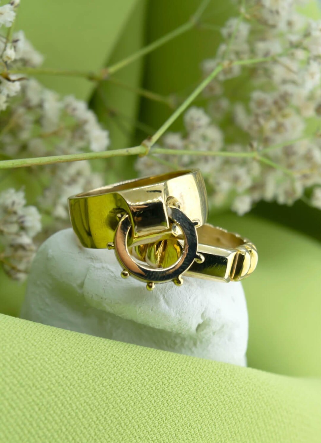 O Gold Ring, Gold Dangle Ring, Band Ring With Dangling Circular Element ...