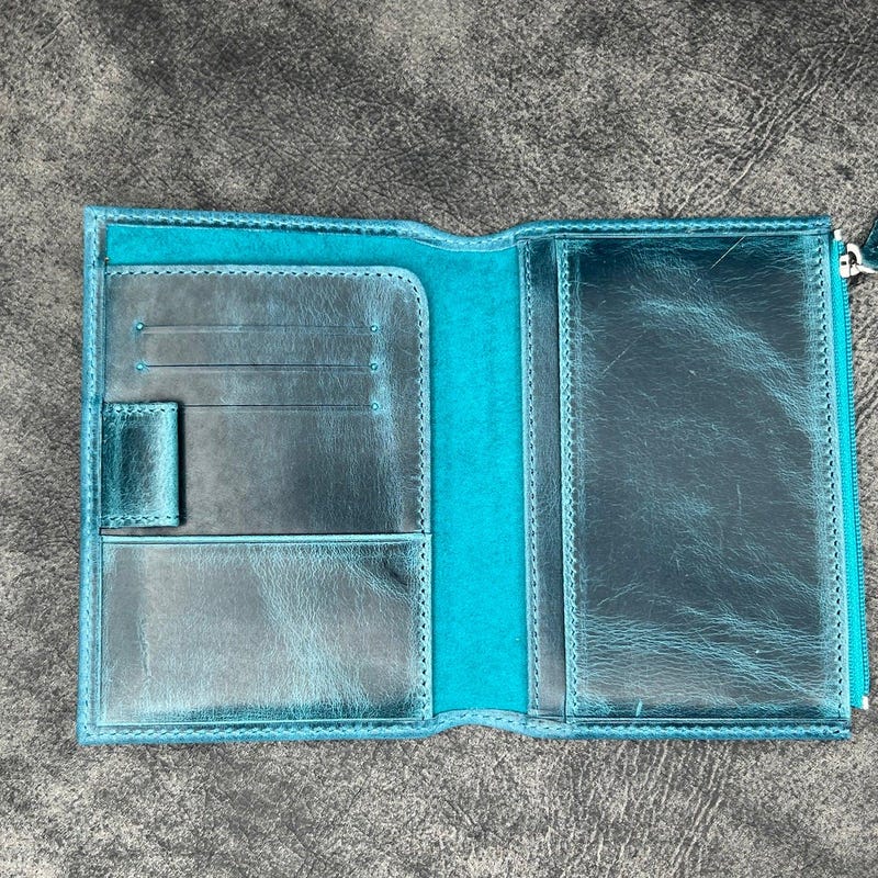 Leather Portfolio Louise Carmen - Etsy