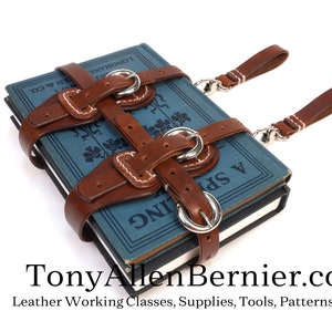 Leather Book Holder Patterns That Also Hold Scrolls, Spells, Maps, and ...