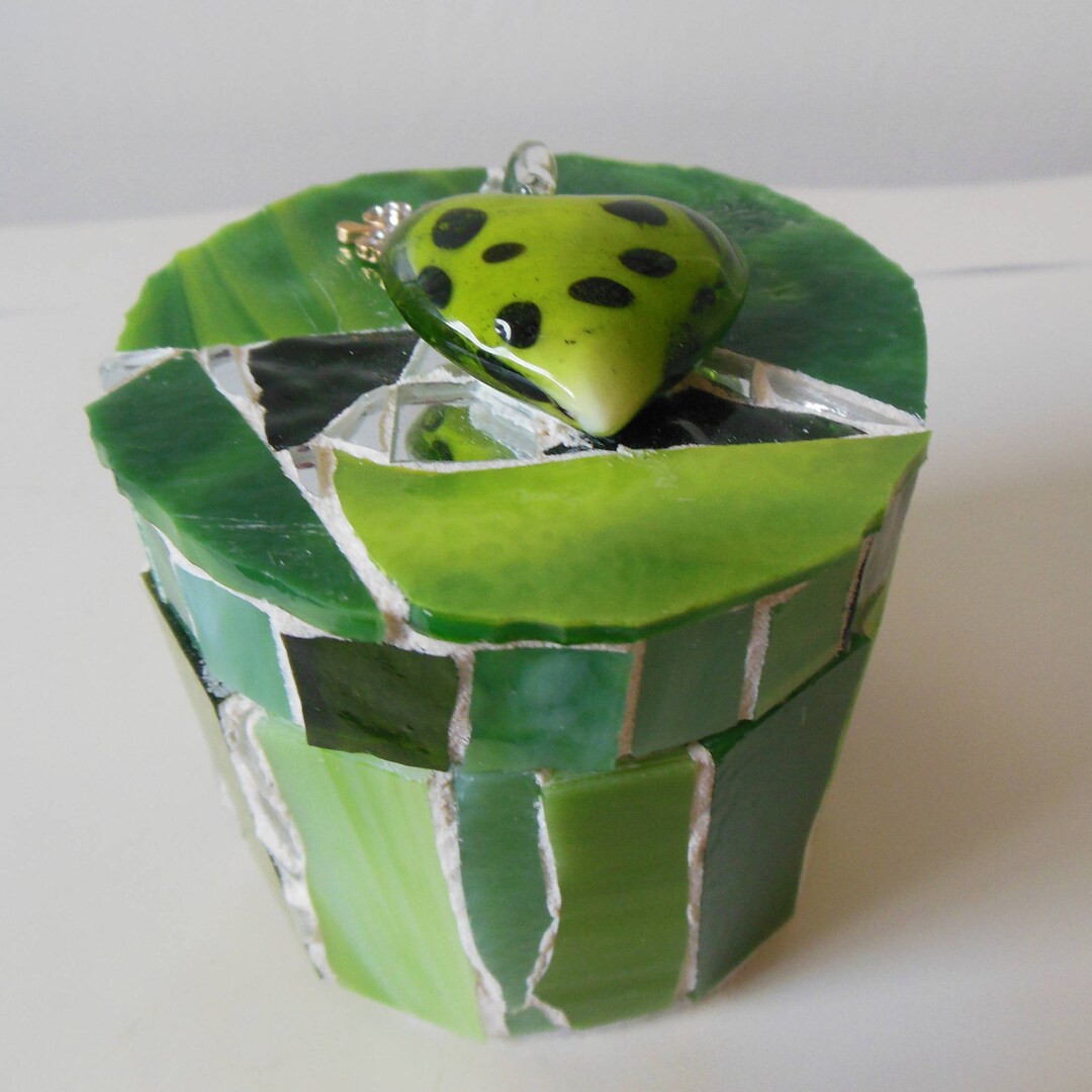 Green Stained Glass Mosaic Box With Blown Glass Green Spotted Heart and ...