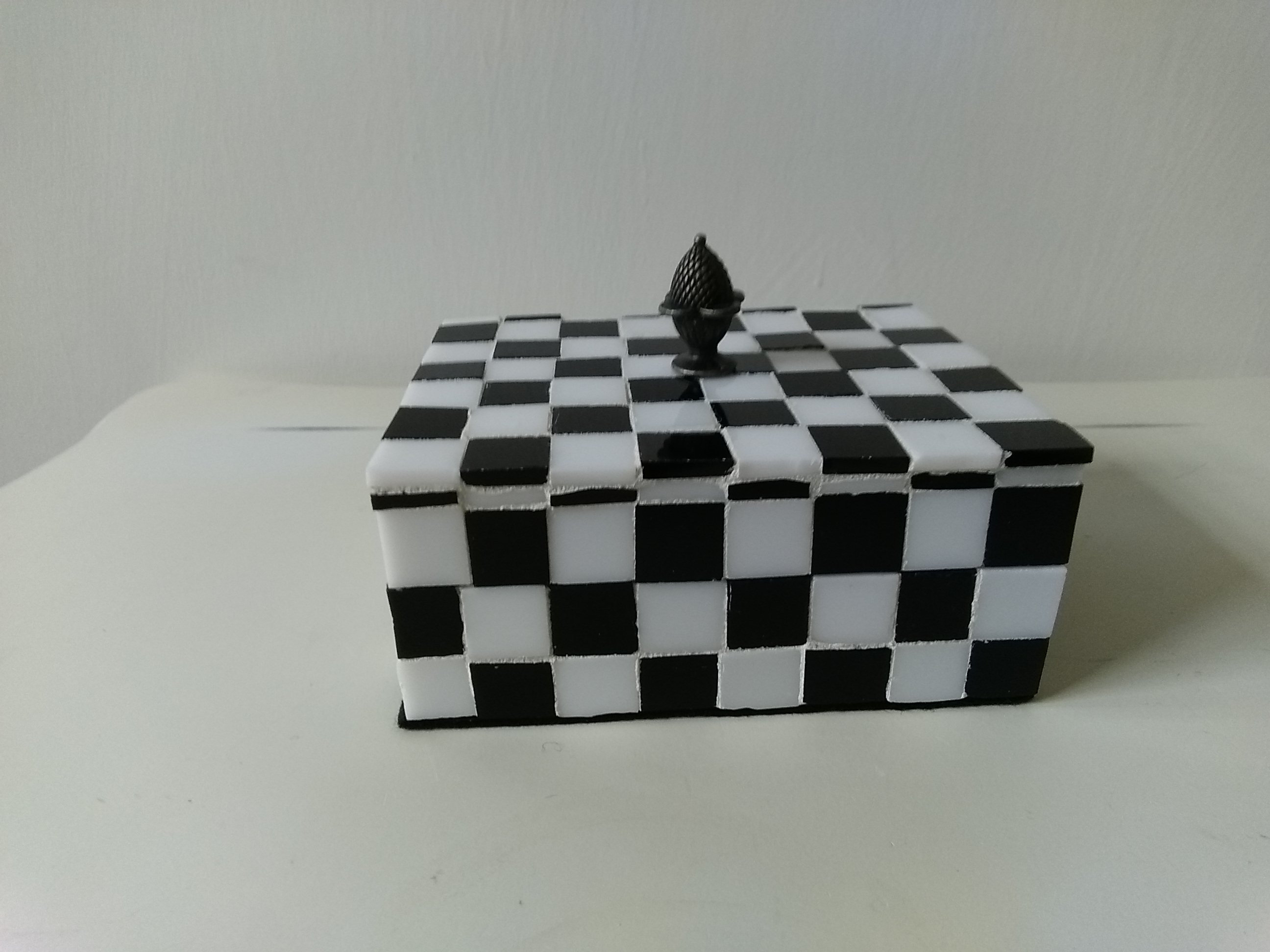 Small Checkerboard Black and White Stained Glass Hinged, Trinket ...