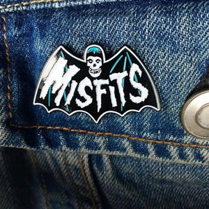 Misfits Bat Fiend Enamel Pin - Etsy