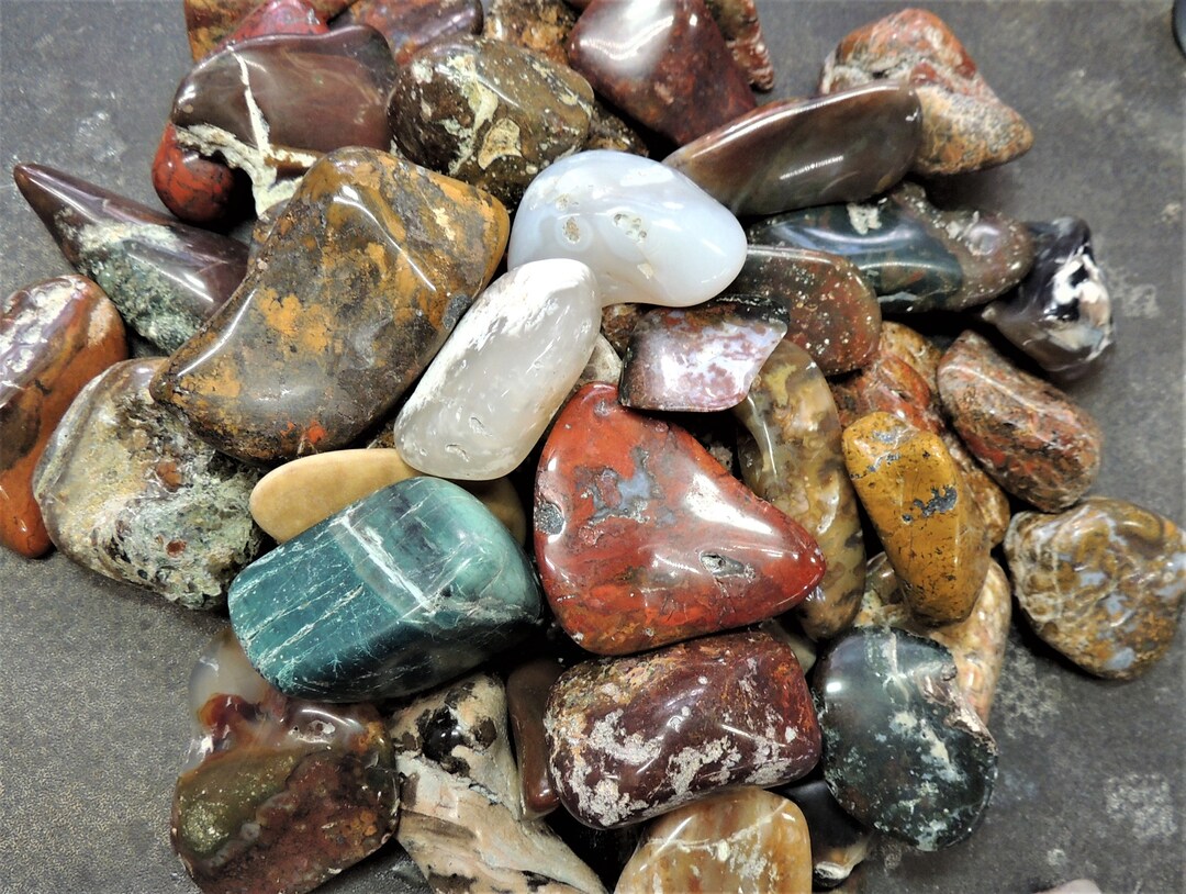 Tumbled Stones Mixed Agates and Jaspers Medium Size T14 4# Small Flat ...