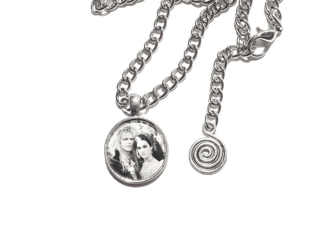 Labyrinth Necklace/labyrinth Jewelry/the Goblin King/jareth & Sarah at ...