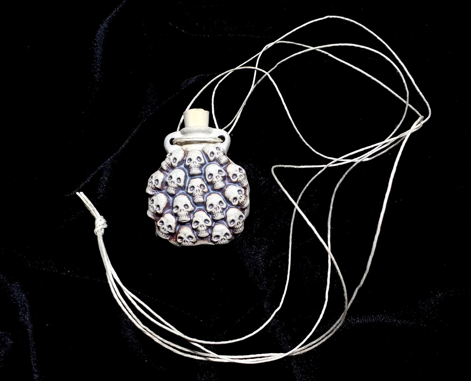 Stacking Skulls Necklace/skull Necklace/skull Jewelry/body - Etsy