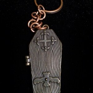 Open Coffin Keychain With Skeleton Inside/coffins/halloween/skeleton ...