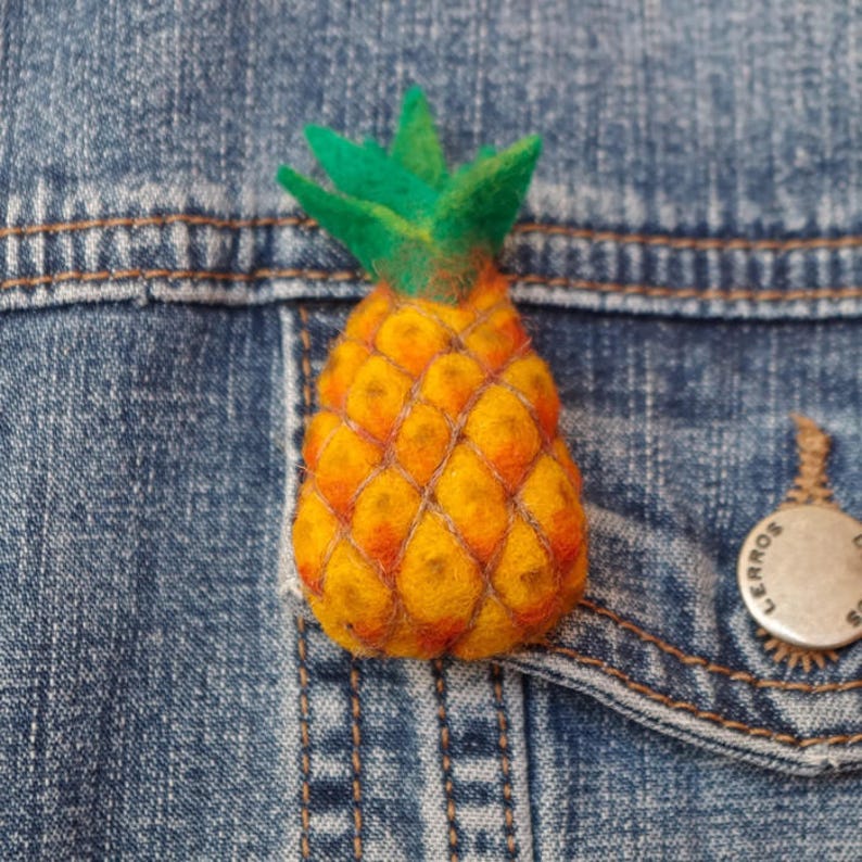 Pineapple Brooch Pineapple Pin Needle Felted Pin Wool Accessory Fruit ...