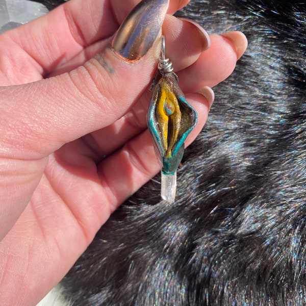 Yoni Pendant - Etsy