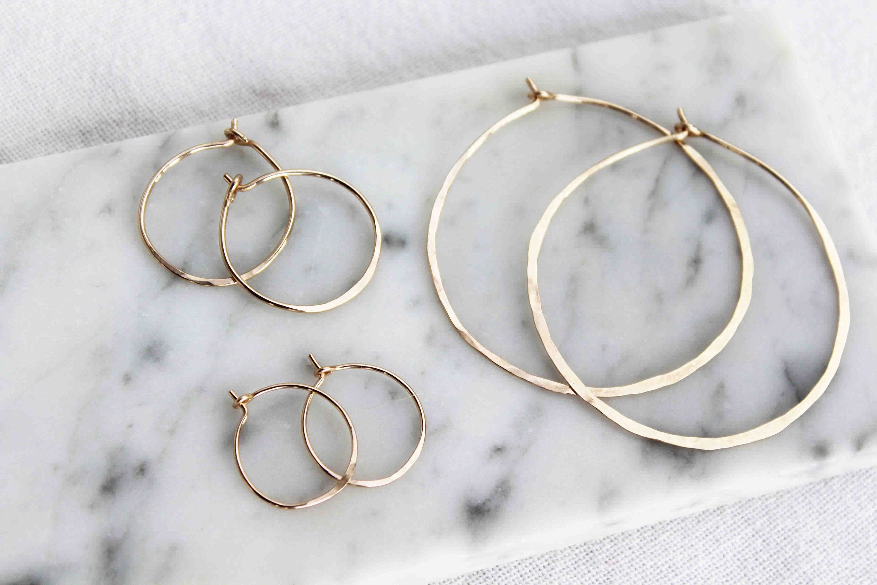 SIMPLE GOLD HOOPS Minimal Hoops 14k Gold Hoops Hammered | Etsy