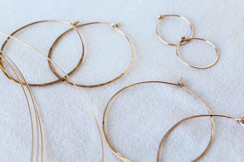 SIMPLE GOLD HOOPS Minimal Hoops 14k Gold Hoops Hammered - Etsy
