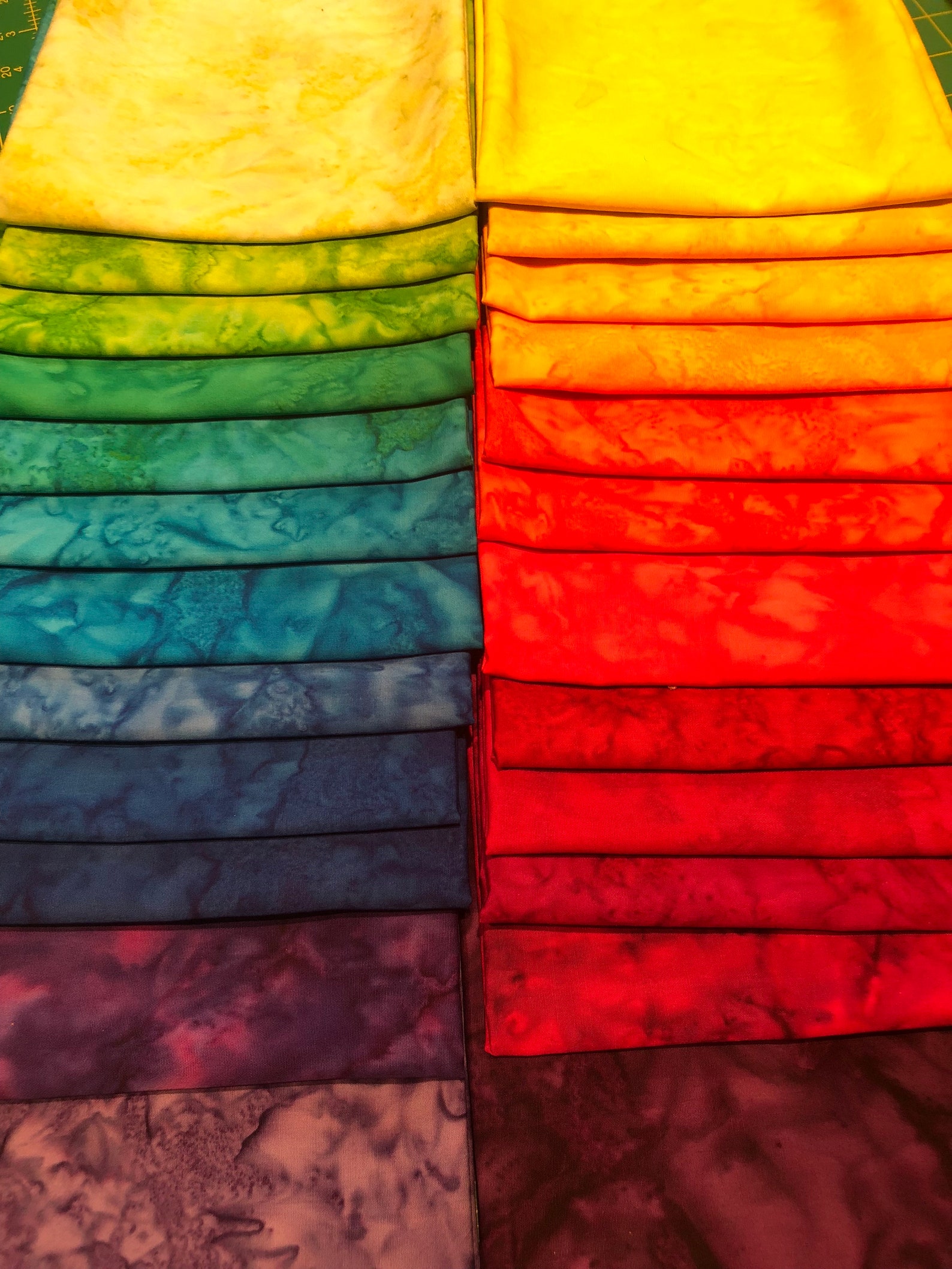 24 Rainbow Fat Quarters by Jacqueline De Jonge for Anthology | Etsy