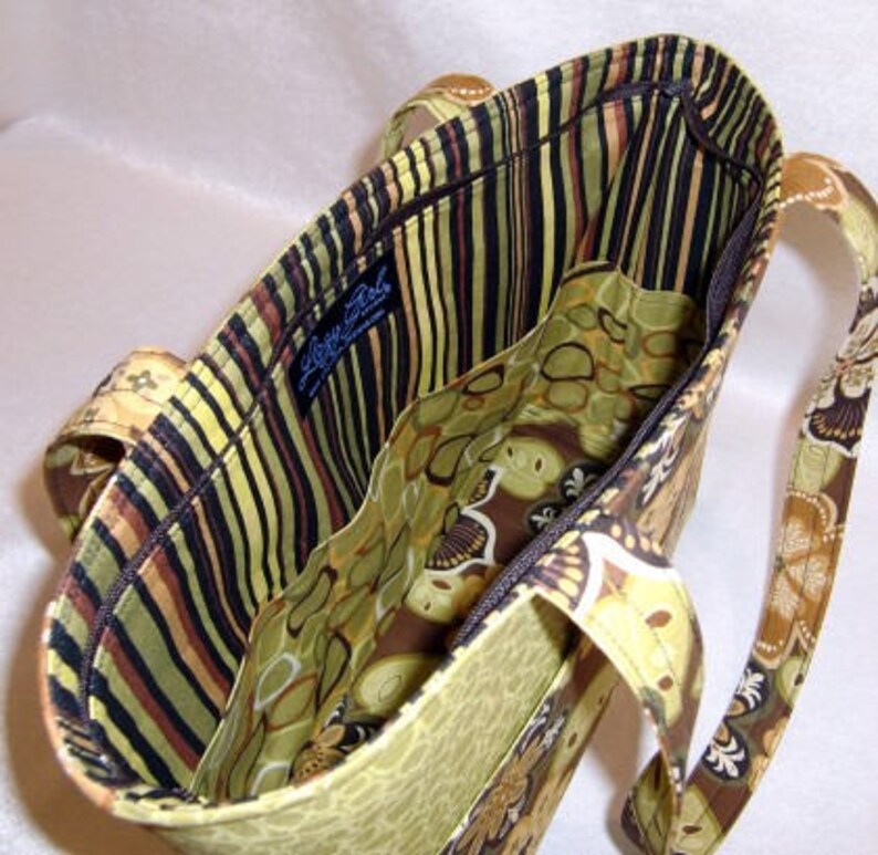 Margo Handbag Pattern by Joan Hawley of Lazy Girl Designs - Etsy