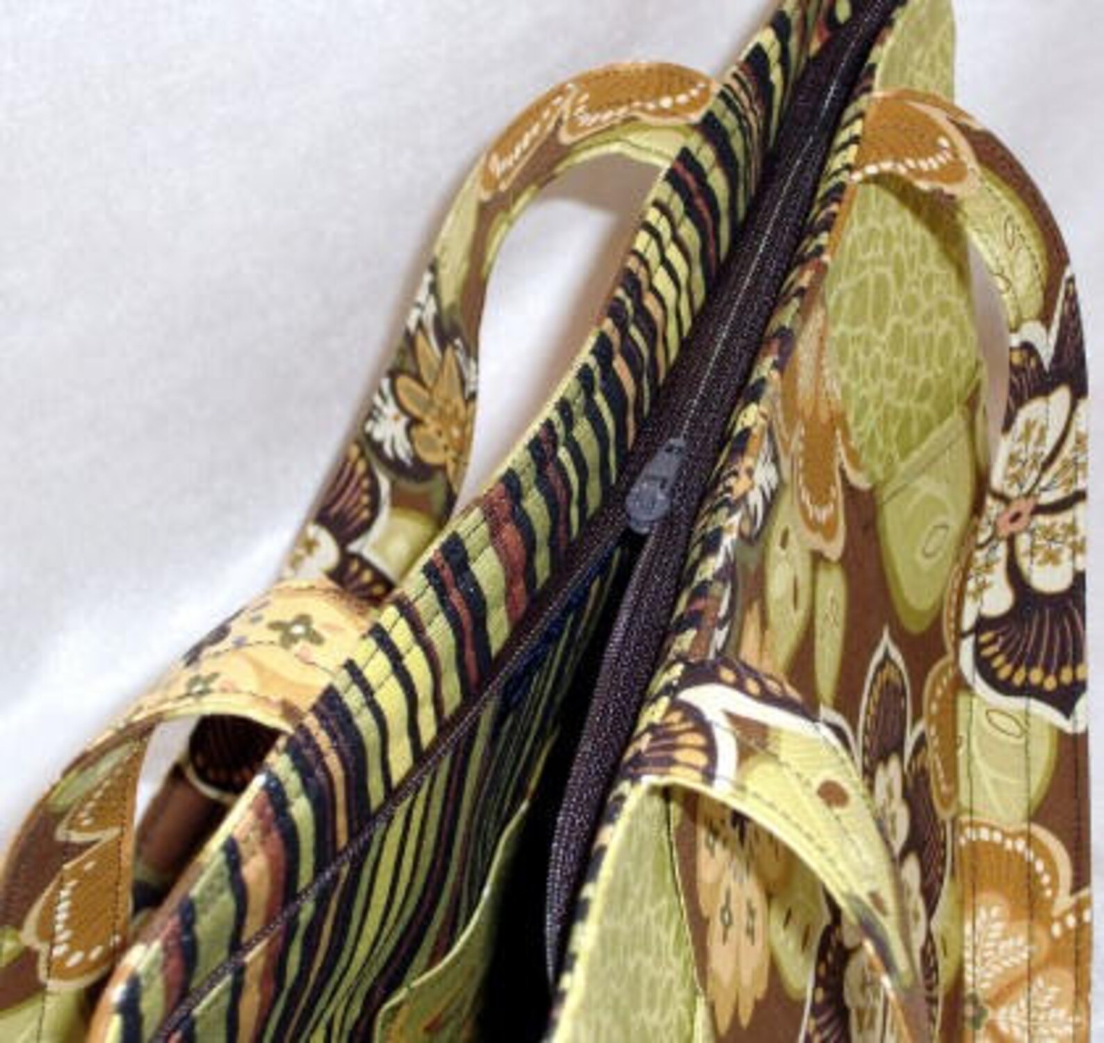 Margo Handbag Pattern by Joan Hawley of Lazy Girl Designs - Etsy