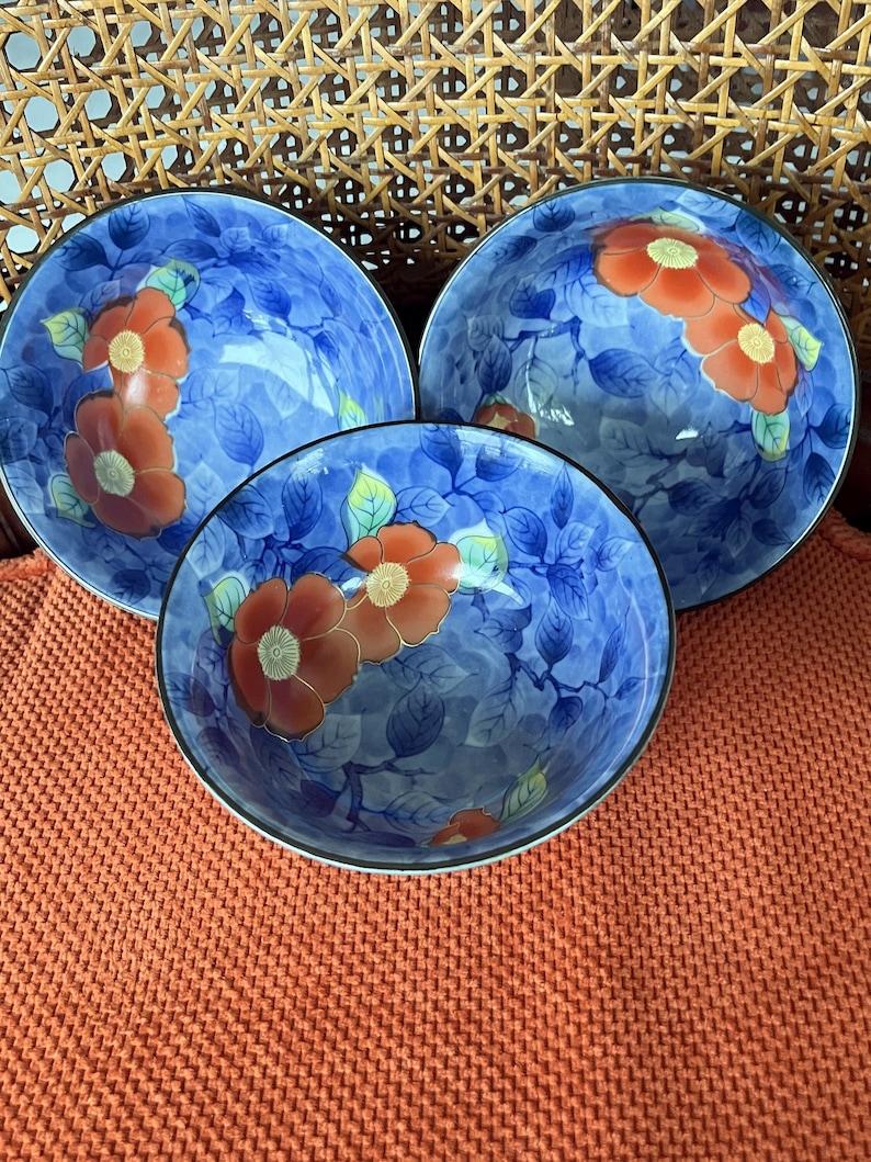 Footed Arita Juzan Gama Namasu Porcelain Blue Peony Bowls Set of 3here ...