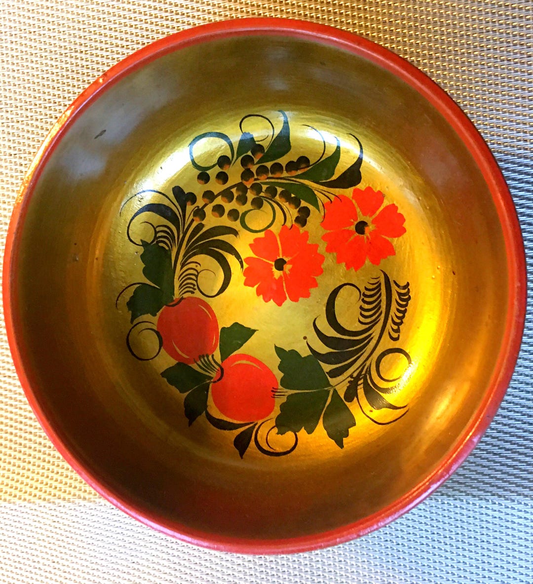 Vintage RUSSIAN FOLK ART Hand-painted Lacquered Small Bowl - Etsy