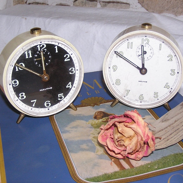 Wind up Alarm Clock - Etsy