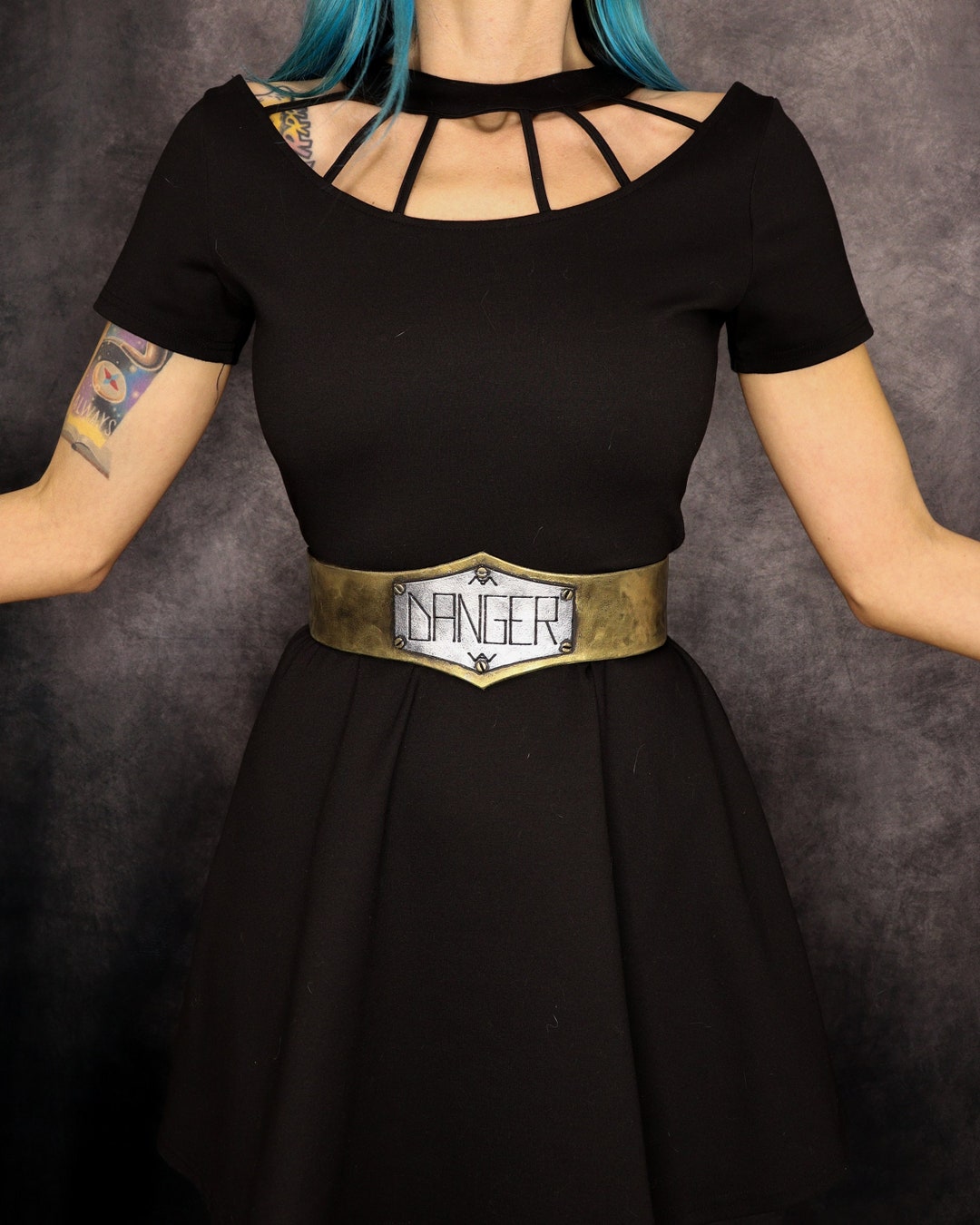 Waist Belt Post Apocalyptic - DANGER Label - Fake Metal Eva Foam ...