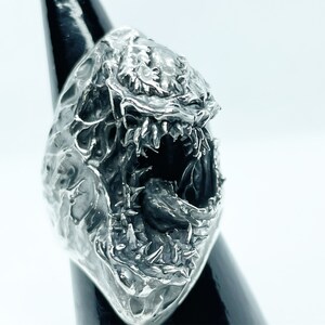 Venom Ring | Etsy