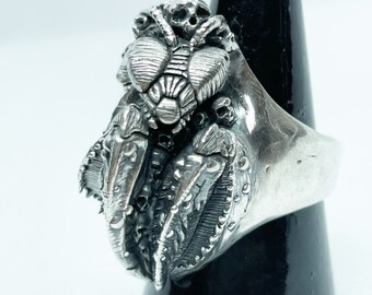 Praying Mantis Ring - Etsy