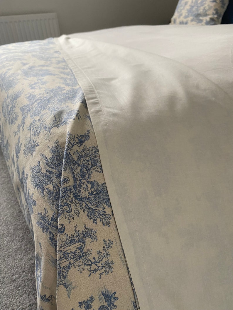 Blue Toile Bed Runner, French Farmhouse Linen Bed Scarf - Etsy