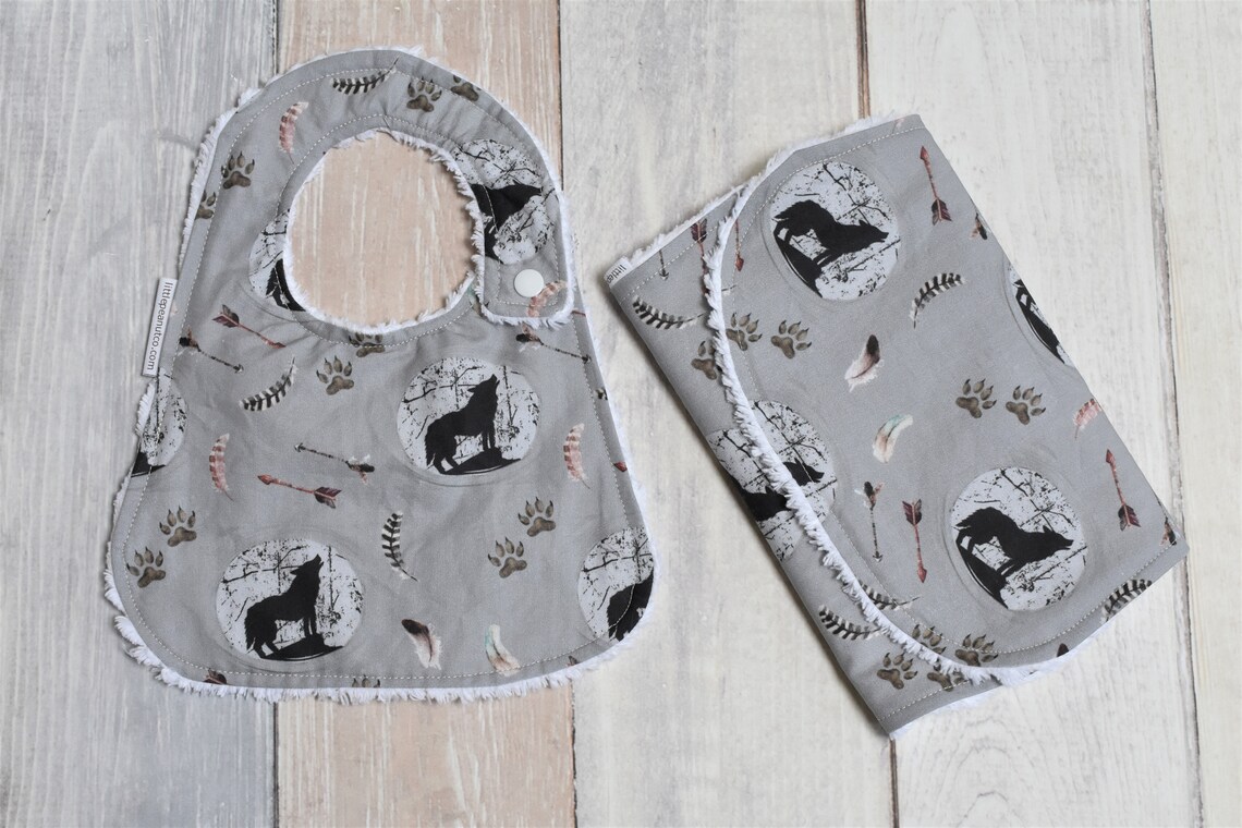Wolf Bib Wolf Burp Cloth Wolf Baby Gift Wolf Baby Shower | Etsy