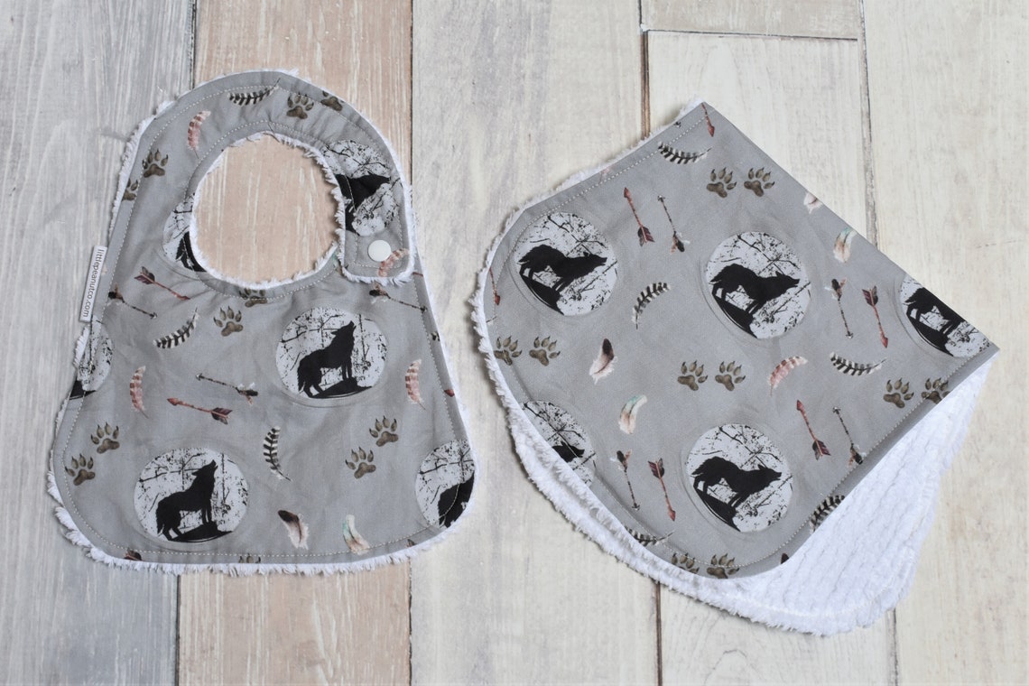 Wolf Bib Wolf Burp Cloth Wolf Baby Gift Wolf Baby Shower | Etsy