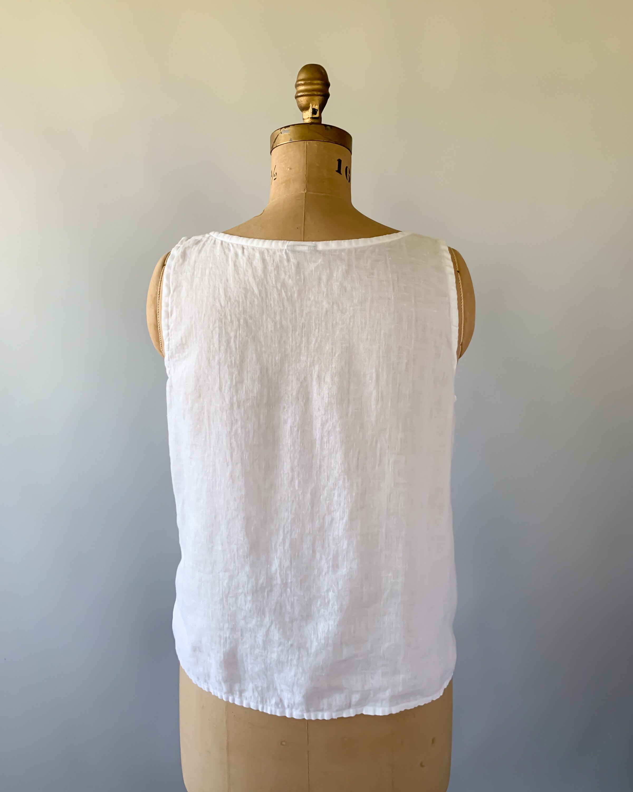 Vintage 1990s white linen tank / medium M large L