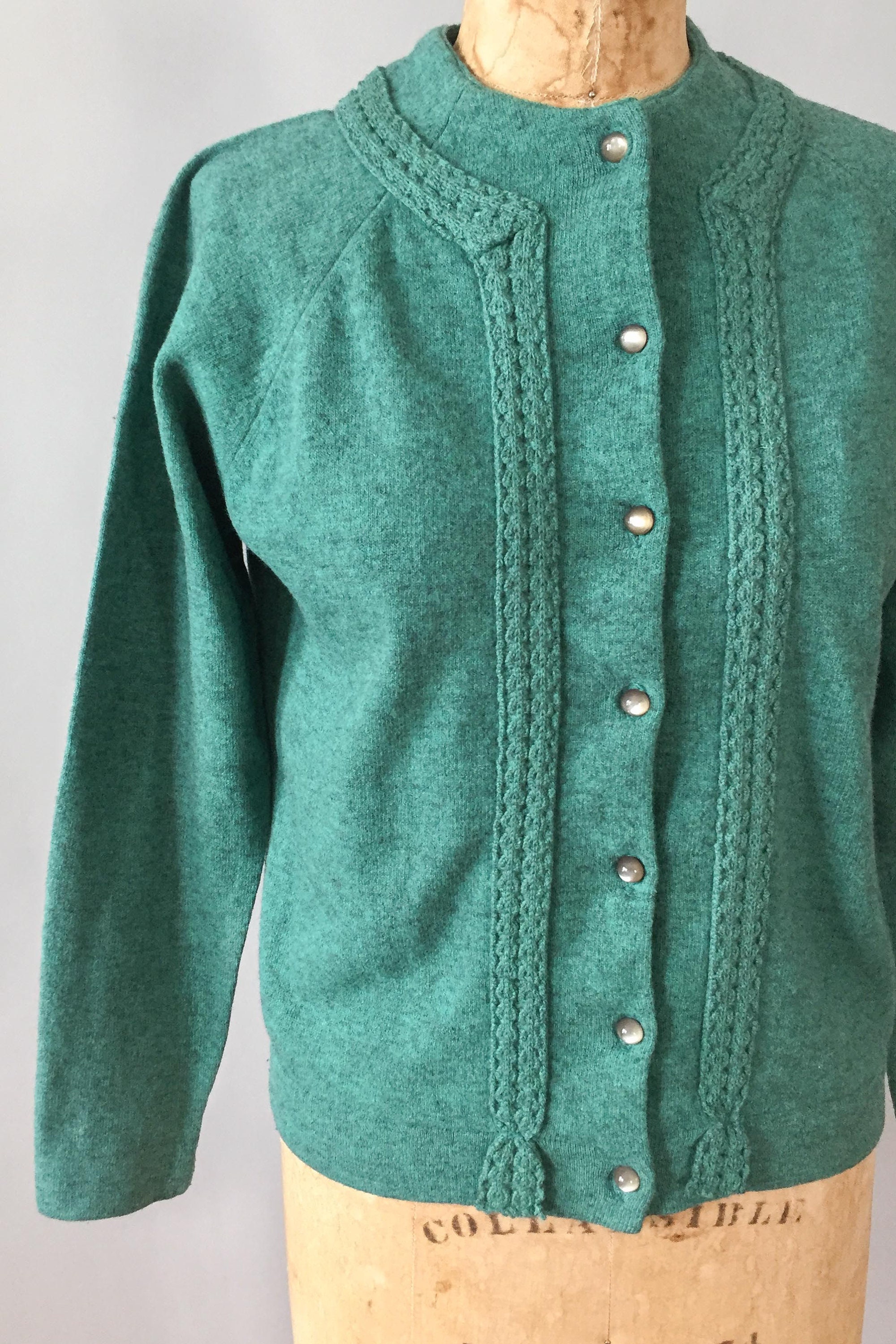 Vintage 1960s 60s teal turquoise wool cardigan sweater Small S