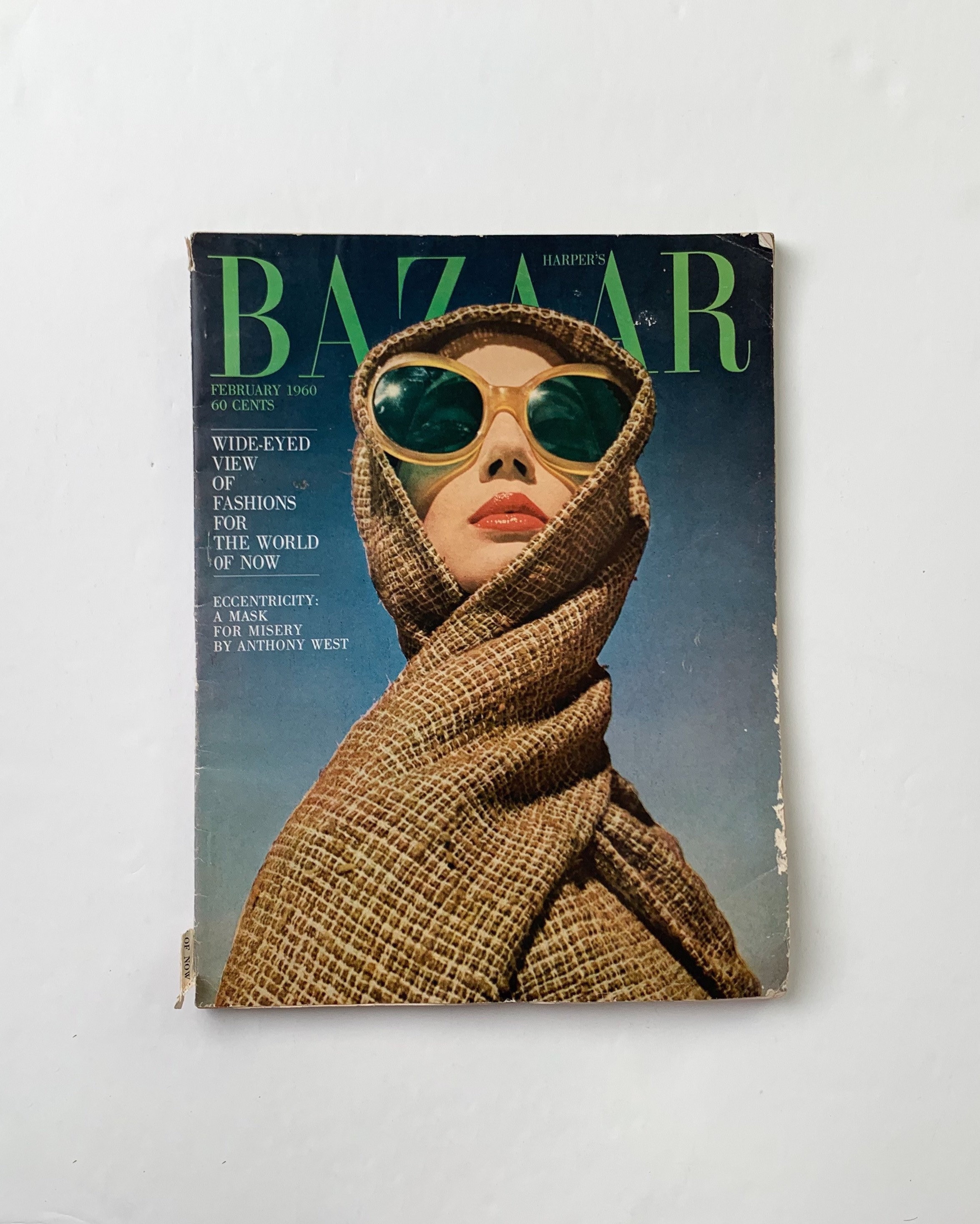Vintage 1960s Harpers Bazaar magazine, February 1960
