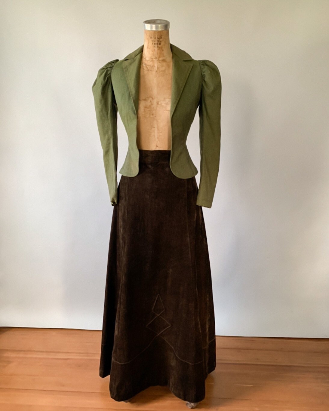 Antique Victorian Edwardian green fitted jacket blazer puff mutton ...