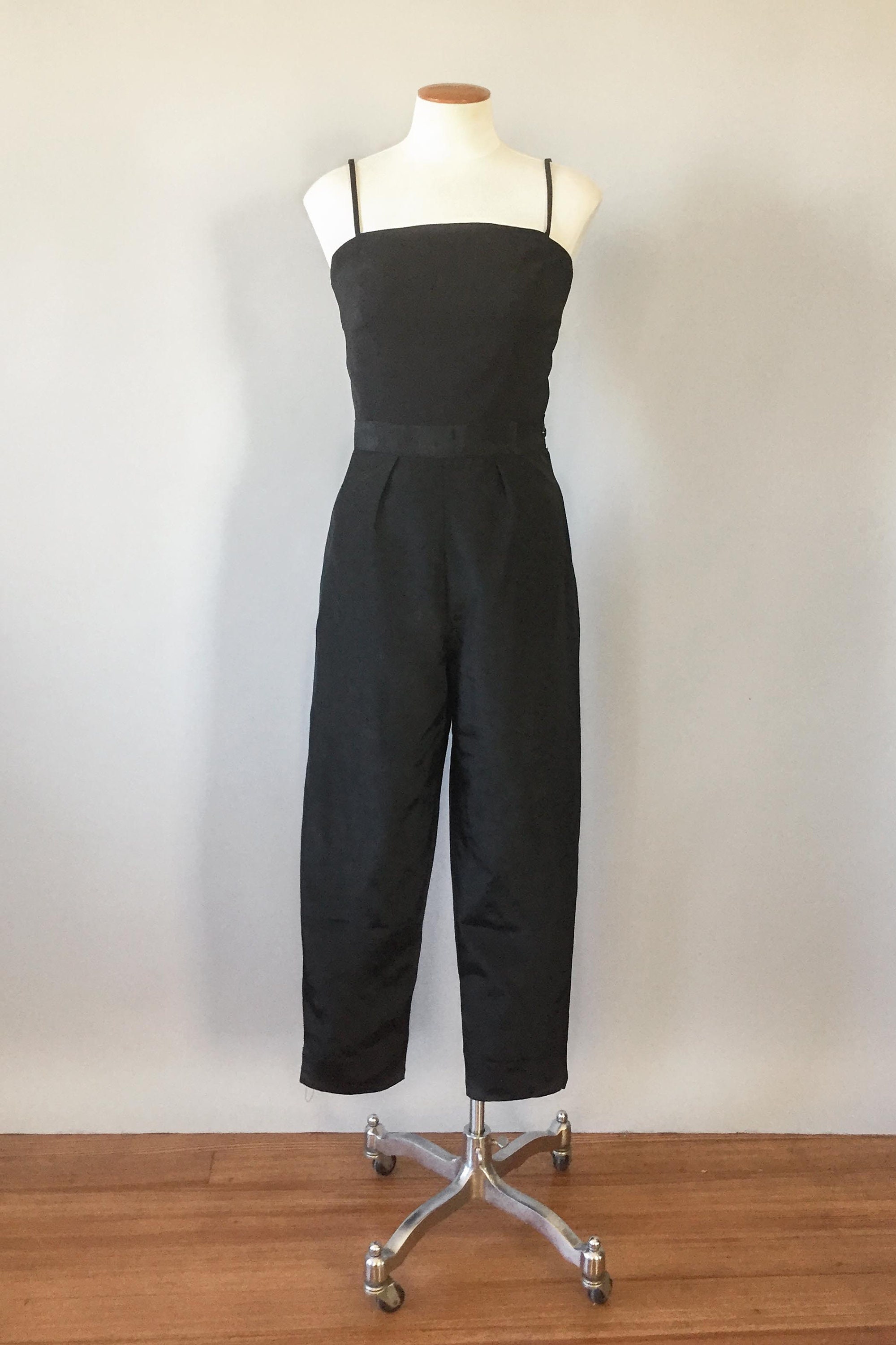 Vintage 1950s 50s 1960s 60s black high waisted capris cropped pants ...