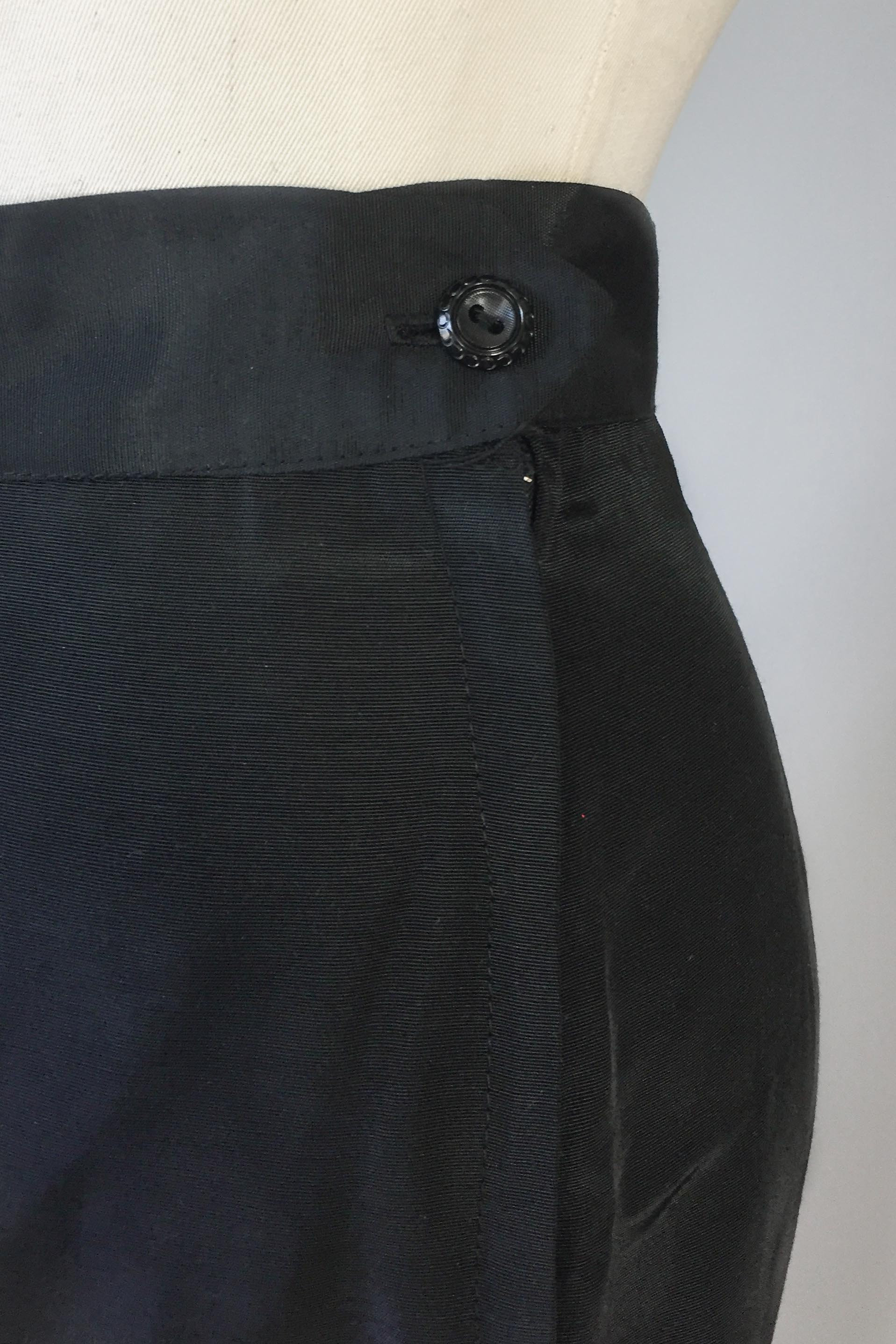 Vintage 1950s 50s 1960s 60s black high waisted capris cropped pants ...