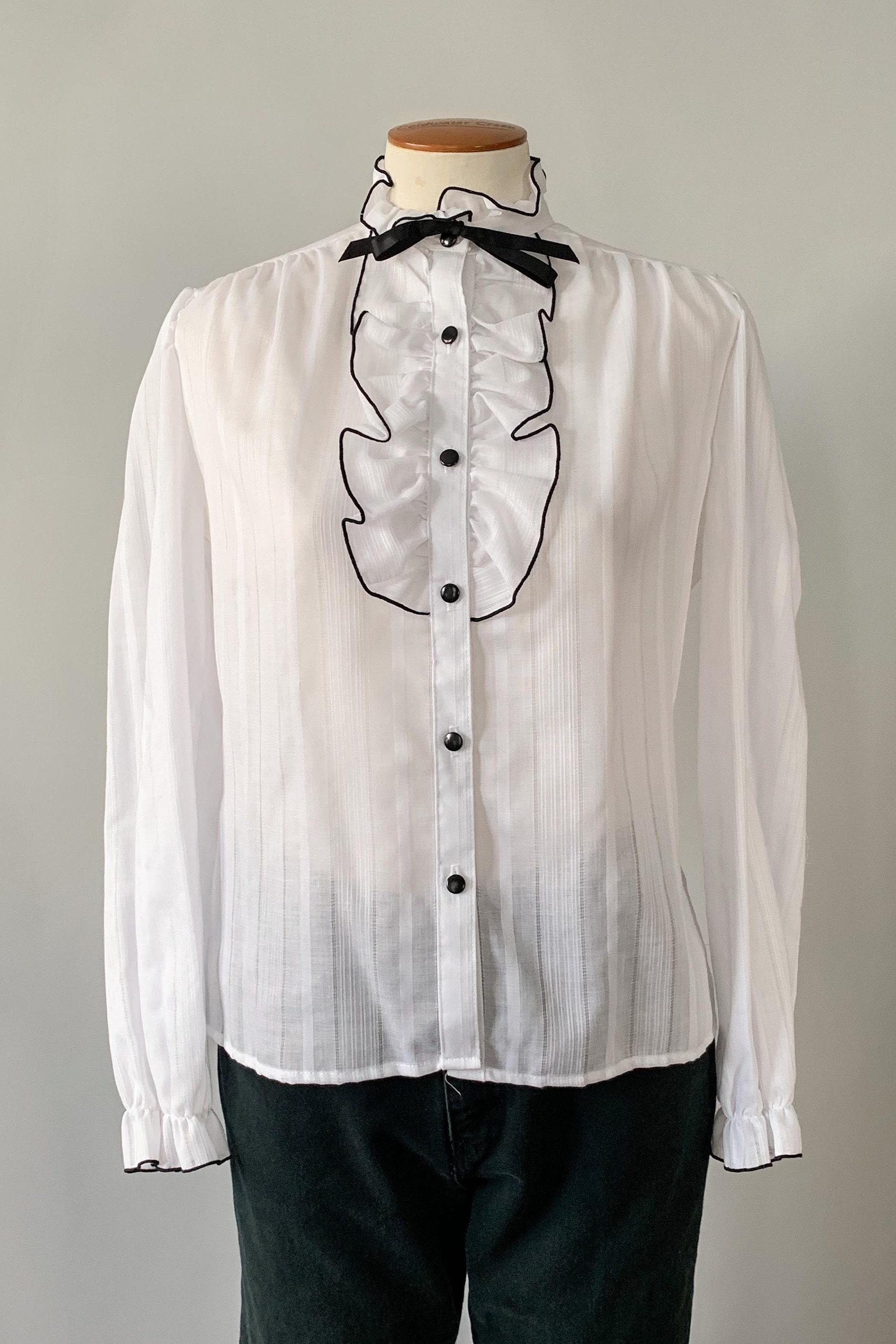 Vintage 1980s 80s white frilly ruffled tuxedo bow blouse Small S