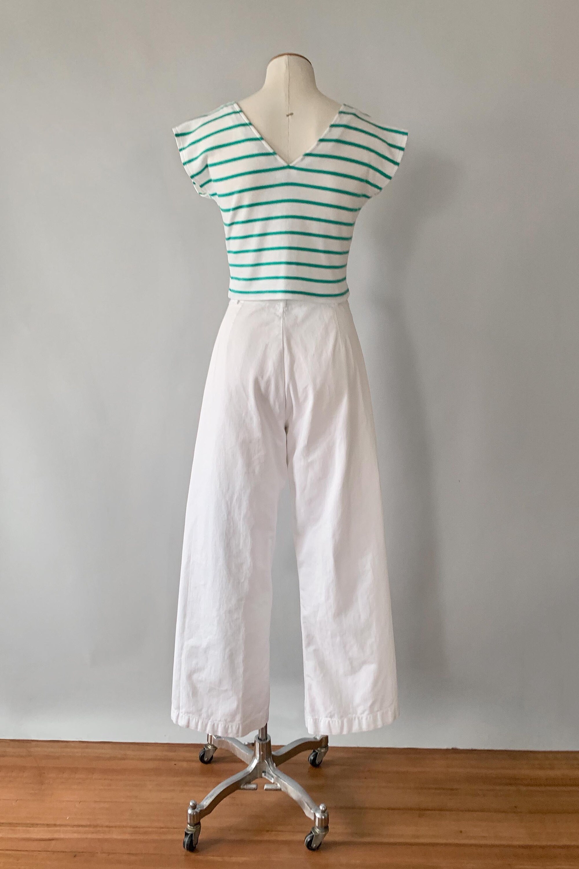 Vintage 1980s white and green stripe cropped button down turnaround top ...